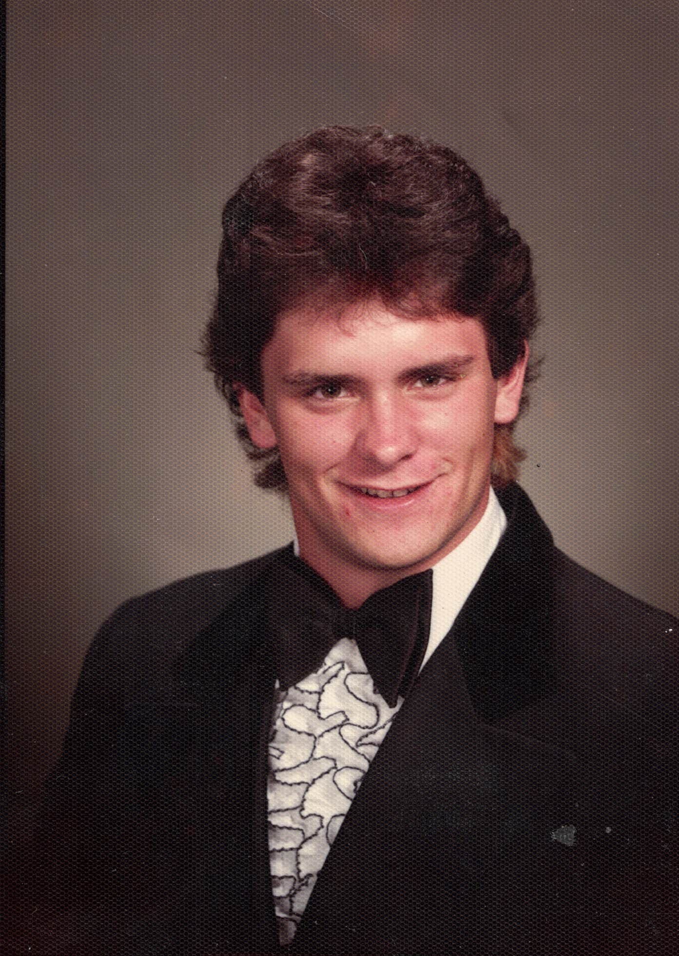 Milton “Dean” Cunningham, JR. – Wallace Funeral Homes – Pleasant Hill, MO